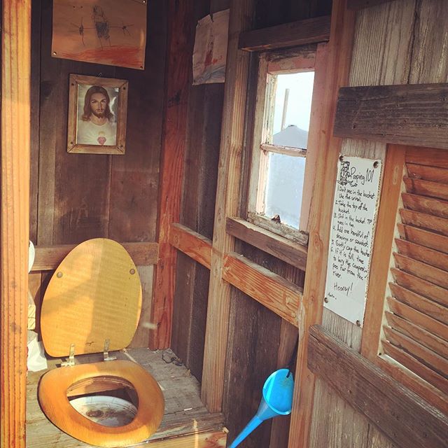 Shantyboat head & Art Gallery – A Secret History of American River People